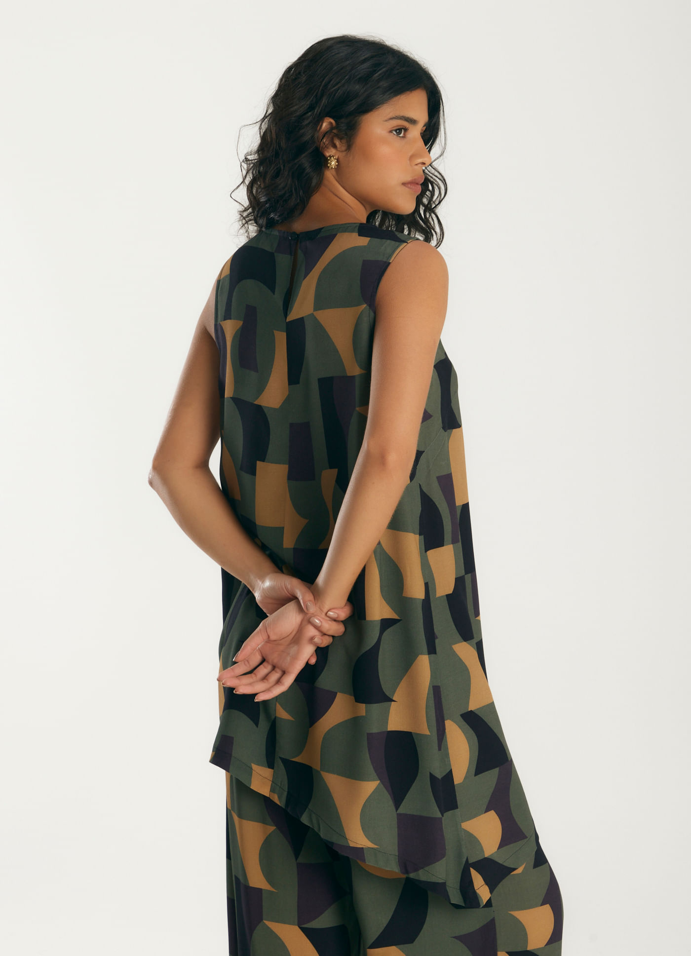 Blusa assimétrica estampada rambla